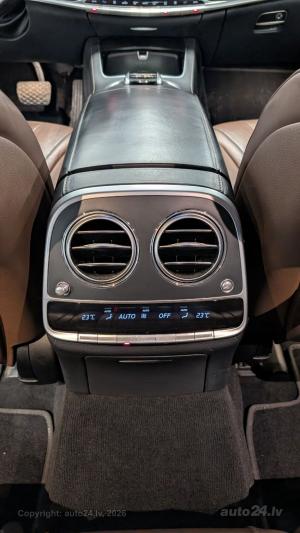 Black Mercedes-Benz S-Class 2015 in Tallinn, with an engine capacity of 3.00 L and mileage of 242 thousand km for 28400 €, photo 18 on AUTOMOTO.COM.LV