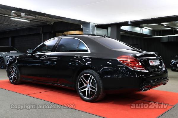 Black Mercedes-Benz S-Class 2015 in Tallinn, with an engine capacity of 4.70 L and mileage of 104 thousand km for 34995 €, photo 3 on AUTOMOTO.COM.LV