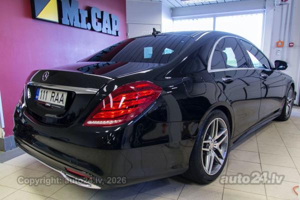 Black Mercedes-Benz S-Class 2015 in Tallinn, with an engine capacity of 3.00 L and mileage of 143 thousand km for 26990 €, photo 3 on AUTOMOTO.COM.LV