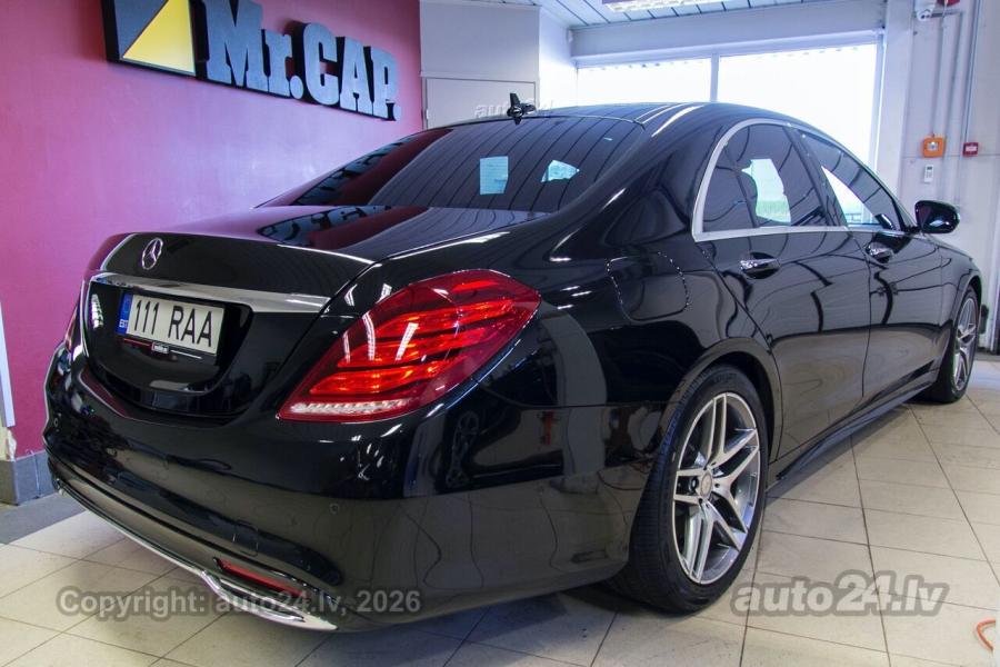Melns Mercedes-Benz S-Class 2015 Tallina, ar dzinēja tilpumu 3.00 L un nobraukumu 143 tūkst. km par 26990 €, foto 4 vietnē AUTOMOTO.COM.LV