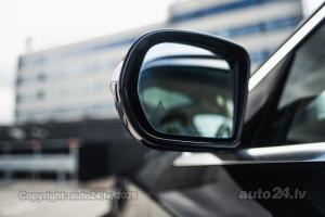 Black Mercedes-Benz S-Class 2015 in Narva, with an engine capacity of 3.00 L and mileage of 175 thousand km for 28000 €, photo 9 on AUTOMOTO.COM.LV