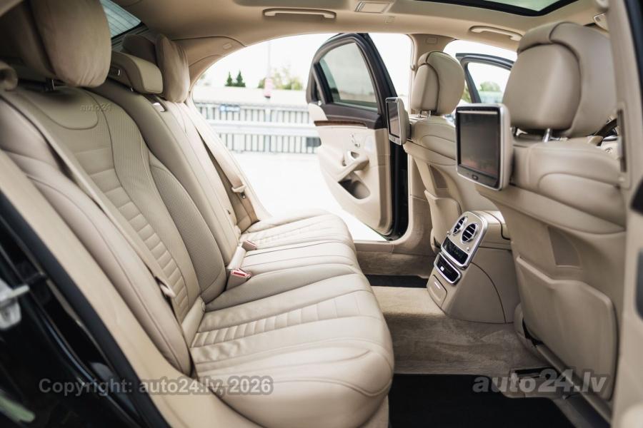 Black Mercedes-Benz S-Class 2015 in Narva, with an engine capacity of 3.00 L and mileage of 175 thousand km for 28000 €, photo 17 on AUTOMOTO.COM.LV