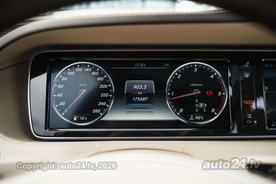 Black Mercedes-Benz S-Class 2015 in Narva, with an engine capacity of 3.00 L and mileage of 175 thousand km for 28000 €, photo 23 on AUTOMOTO.COM.LV