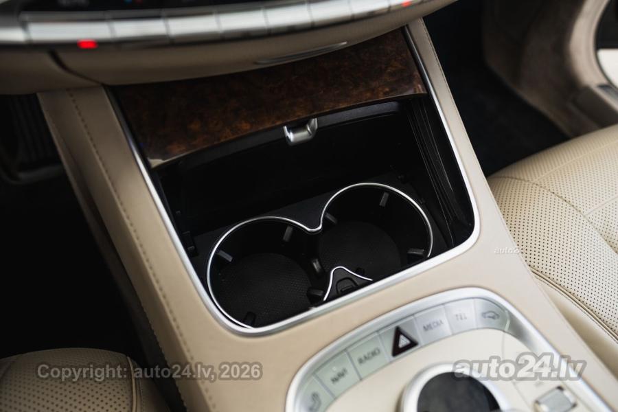 Black Mercedes-Benz S-Class 2015 in Narva, with an engine capacity of 3.00 L and mileage of 175 thousand km for 28000 €, photo 28 on AUTOMOTO.COM.LV