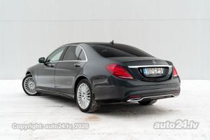 Black Mercedes-Benz S-Class 2016 in Tartu, with an engine capacity of 3.00 L and mileage of 238 thousand km for 29500 €, photo 4 on AUTOMOTO.COM.LV