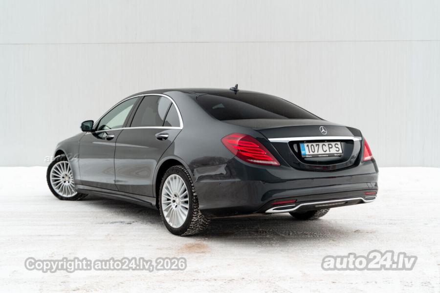 Black Mercedes-Benz S-Class 2016 in Tartu, with an engine capacity of 3.00 L and mileage of 238 thousand km for 29500 €, photo 4 on AUTOMOTO.COM.LV