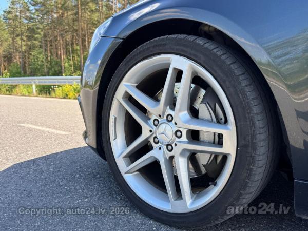 Melns Mercedes-Benz S-Class 2016 Tallina, ar dzinēja tilpumu 3.00 L un nobraukumu 320 tūkst. km par 17900 €, foto 8 vietnē AUTOMOTO.COM.LV