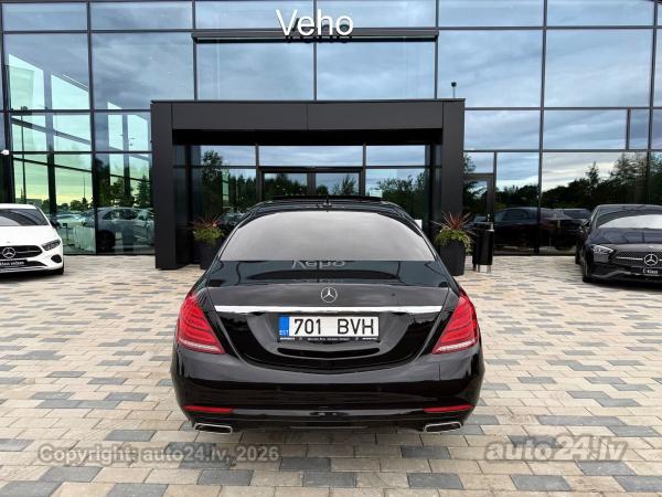 Black Mercedes-Benz S-Class 2016 in Tallinn, with an engine capacity of 3.00 L and mileage of 144 thousand km for 32990 €, photo 5 on AUTOMOTO.COM.LV