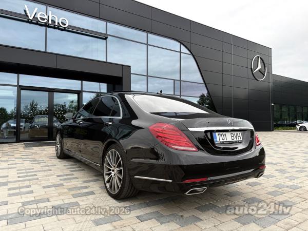 Black Mercedes-Benz S-Class 2016 in Tallinn, with an engine capacity of 3.00 L and mileage of 144 thousand km for 32990 €, photo 6 on AUTOMOTO.COM.LV