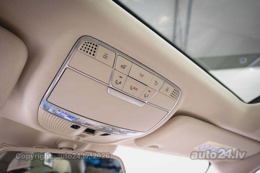 Black Mercedes-Benz S-Class 2016 in Tartu, with an engine capacity of 3.00 L and mileage of 129 thousand km for 35000 €, photo 17 on AUTOMOTO.COM.LV