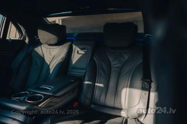 Melns Mercedes-Benz S-Class 2017 Tallina, ar dzinēja tilpumu 4.70 L un nobraukumu 75 tūkst. km par 44900 €, foto 11 vietnē AUTOMOTO.COM.LV