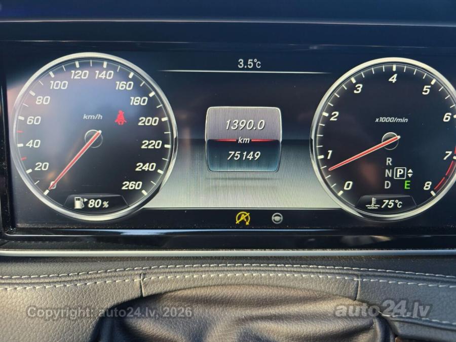 Melns Mercedes-Benz S-Class 2017 Tallina, ar dzinēja tilpumu 4.70 L un nobraukumu 75 tūkst. km par 44900 €, foto 20 vietnē AUTOMOTO.COM.LV