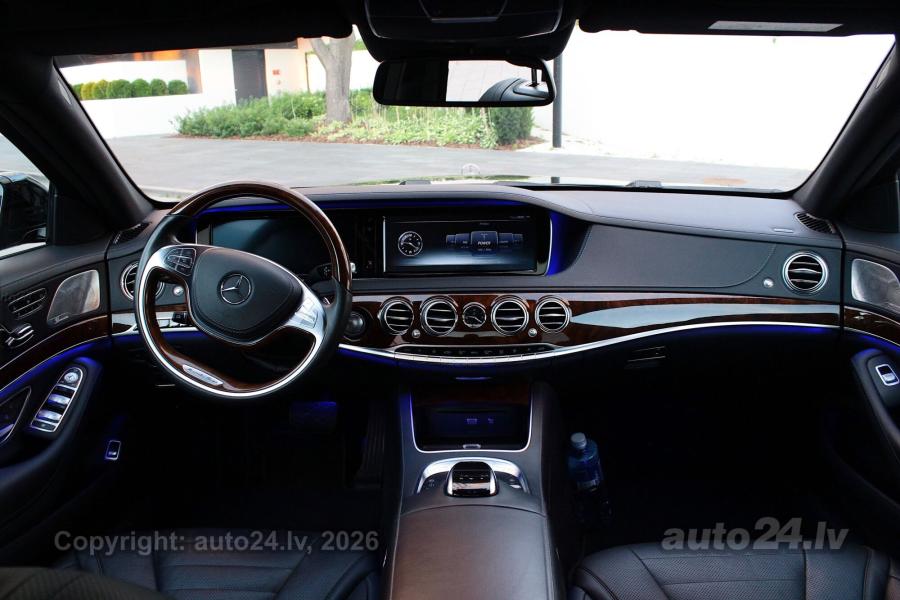 Black Mercedes-Benz S-Class 2017 in Tallinn, with an engine capacity of 3.00 L and mileage of 130 thousand km for 40920 €, photo 6 on AUTOMOTO.COM.LV