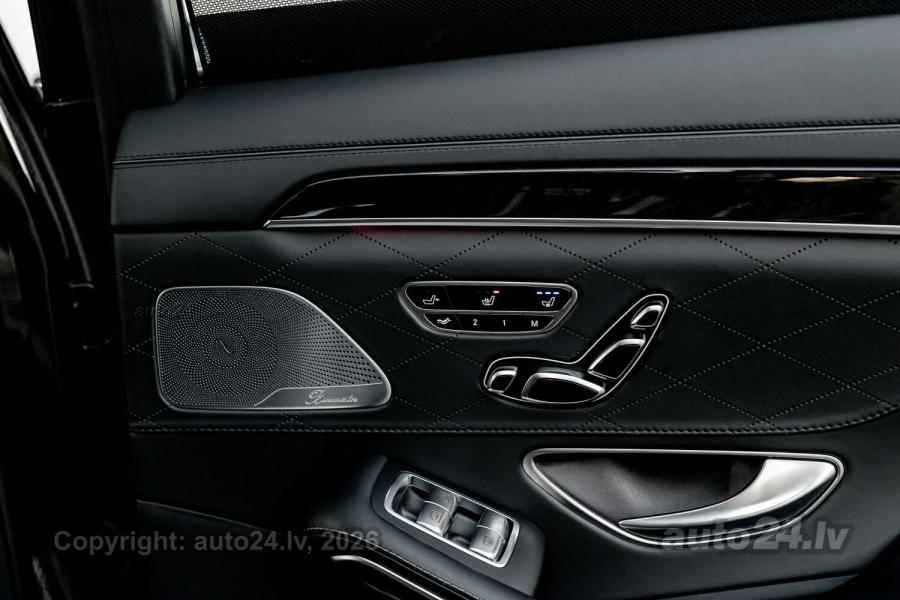 Black Mercedes-Benz S-Class 2017 in Parnu, with an engine capacity of 4.00 L and mileage of 161 thousand km for 43999 €, photo 21 on AUTOMOTO.COM.LV