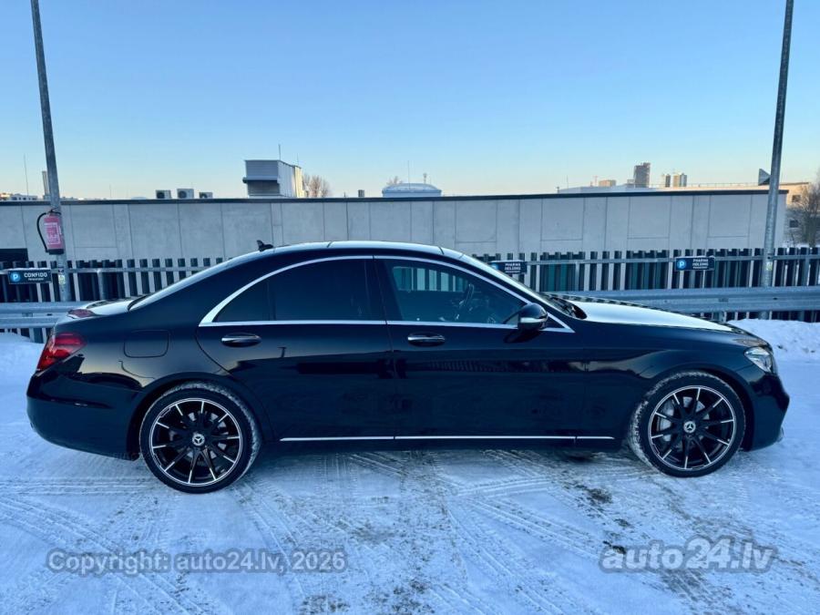 Black Mercedes-Benz S-Class 2018 in Tallinn, with an engine capacity of 2.90 L and mileage of 85 thousand km for 46990 €, photo 4 on AUTOMOTO.COM.LV