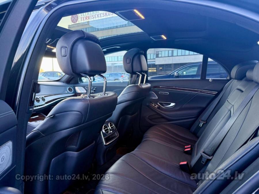 Black Mercedes-Benz S-Class 2018 in Tallinn, with an engine capacity of 2.90 L and mileage of 85 thousand km for 46990 €, photo 10 on AUTOMOTO.COM.LV