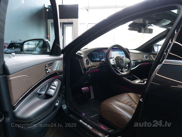 Black Mercedes-Benz S-Class 2018 in Tallinn, with an engine capacity of 2.90 L and mileage of 126 thousand km for 45900 €, photo 4 on AUTOMOTO.COM.LV