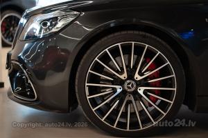 Black Mercedes-Benz S-Class 2018 in Tallinn, with an engine capacity of 4.00 L and mileage of 63 thousand km for 80000 €, photo 12 on AUTOMOTO.COM.LV