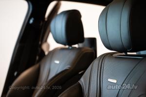 Black Mercedes-Benz S-Class 2018 in Tallinn, with an engine capacity of 4.00 L and mileage of 63 thousand km for 80000 €, photo 15 on AUTOMOTO.COM.LV