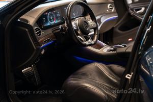Black Mercedes-Benz S-Class 2018 in Tallinn, with an engine capacity of 4.00 L and mileage of 63 thousand km for 80000 €, photo 17 on AUTOMOTO.COM.LV