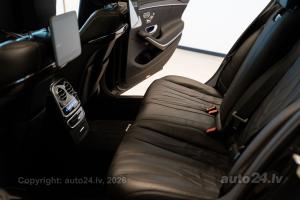 Black Mercedes-Benz S-Class 2018 in Tallinn, with an engine capacity of 4.00 L and mileage of 63 thousand km for 80000 €, photo 27 on AUTOMOTO.COM.LV