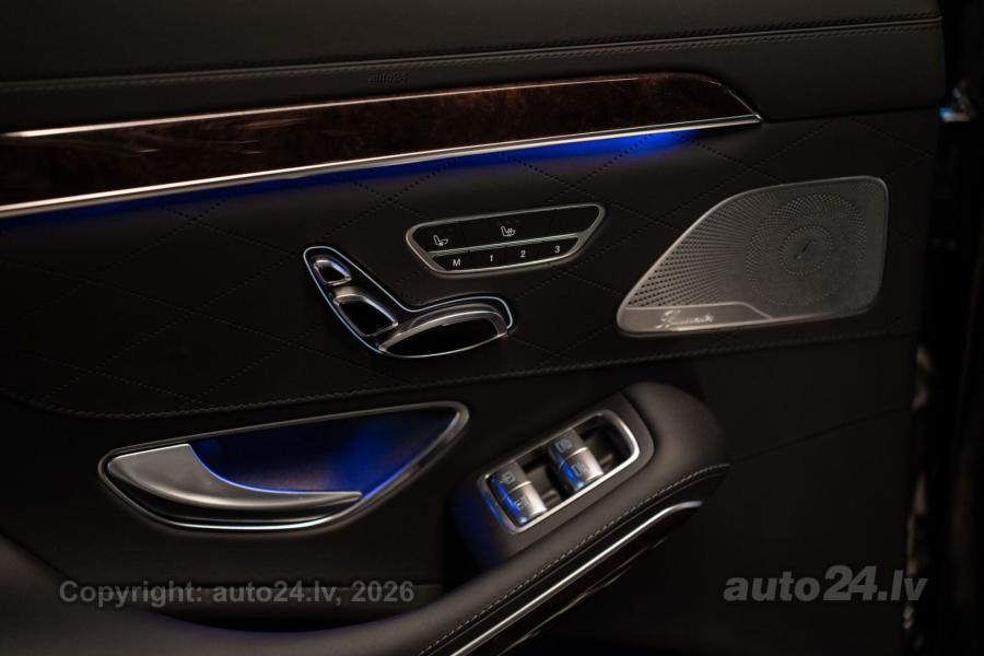Black Mercedes-Benz S-Class 2018 in Tallinn, with an engine capacity of 4.00 L and mileage of 63 thousand km for 80000 €, photo 28 on AUTOMOTO.COM.LV