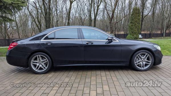 Black Mercedes-Benz S-Class 2018 in Tallinn, with an engine capacity of 3.00 L and mileage of 187 thousand km for 48999 €, photo 1 on AUTOMOTO.COM.LV