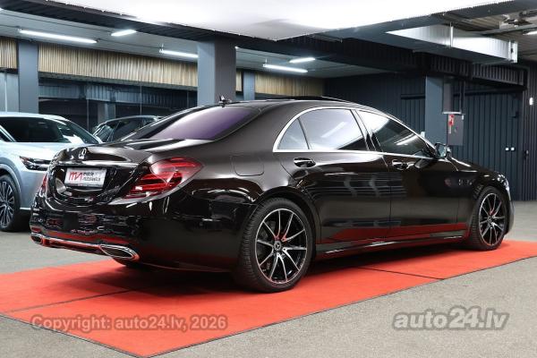 Black Mercedes-Benz S-Class 2019 in Tallinn, with an engine capacity of 4.00 L and mileage of 162 thousand km for 42995 €, photo 4 on AUTOMOTO.COM.LV