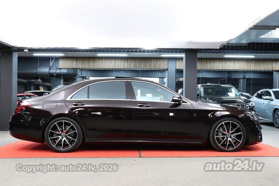 Melns Mercedes-Benz S-Class 2019 Tallina, ar dzinēja tilpumu 4.00 L un nobraukumu 162 tūkst. km par 42995 €, foto 5 vietnē AUTOMOTO.COM.LV