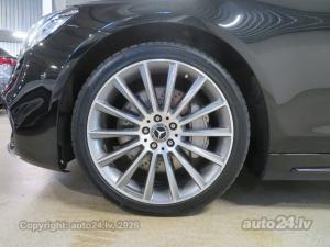 Black Mercedes-Benz S-Class 2019 in Tallinn, with an engine capacity of 3.00 L and mileage of 150 thousand km for 38000 €, photo 13 on AUTOMOTO.COM.LV