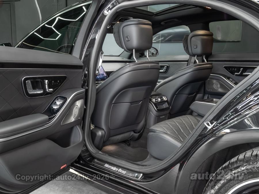 Black Mercedes-Benz S-Class 2020 in Tallinn, with an engine capacity of 3.00 L and mileage of 93 thousand km for 74900 €, photo 8 on AUTOMOTO.COM.LV