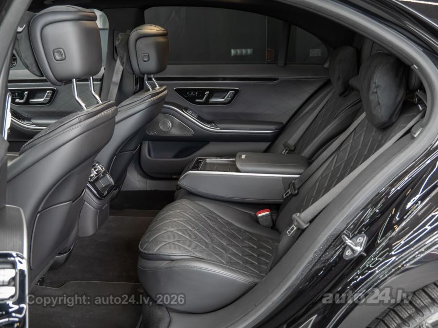 Black Mercedes-Benz S-Class 2020 in Tallinn, with an engine capacity of 3.00 L and mileage of 93 thousand km for 74900 €, photo 9 on AUTOMOTO.COM.LV