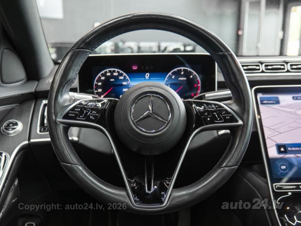 Melns Mercedes-Benz S-Class 2020 Tallina, ar dzinēja tilpumu 3.00 L un nobraukumu 93 tūkst. km par 74900 €, foto 10 vietnē AUTOMOTO.COM.LV