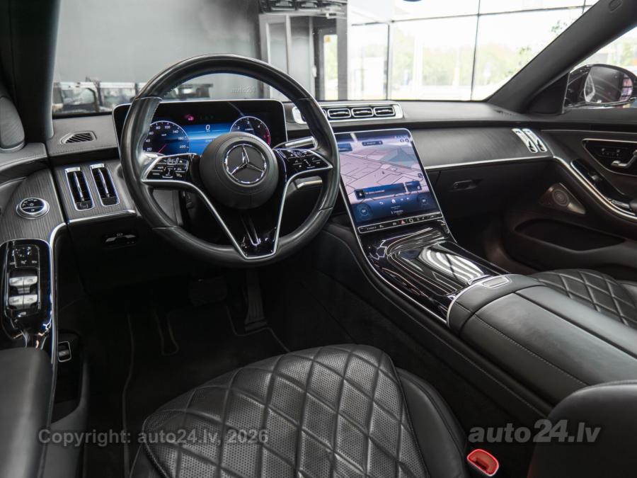 Black Mercedes-Benz S-Class 2020 in Tallinn, with an engine capacity of 3.00 L and mileage of 93 thousand km for 74900 €, photo 12 on AUTOMOTO.COM.LV