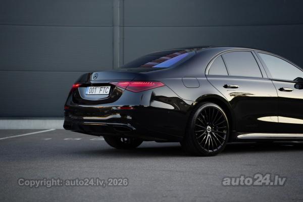 Melns Mercedes-Benz S-Class 2021 Tallina, ar dzinēja tilpumu 3.00 L un nobraukumu 56 tūkst. km par 74990 €, foto 9 vietnē AUTOMOTO.COM.LV