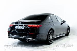 Black Mercedes-Benz S-Class 2021 in Tallinn, with an engine capacity of 2.90 L and mileage of 123 thousand km for 79990 €, photo 9 on AUTOMOTO.COM.LV