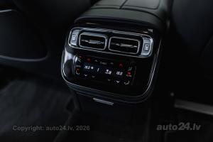 Black Mercedes-Benz S-Class 2021 in Tallinn, with an engine capacity of 2.90 L and mileage of 123 thousand km for 79990 €, photo 21 on AUTOMOTO.COM.LV