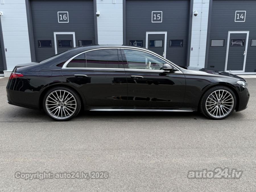 Melns Mercedes-Benz S-Class 2023 Tallina, ar dzinēja tilpumu 2.90 L un nobraukumu 24 tūkst. km par 99900 €, foto 8 vietnē AUTOMOTO.COM.LV