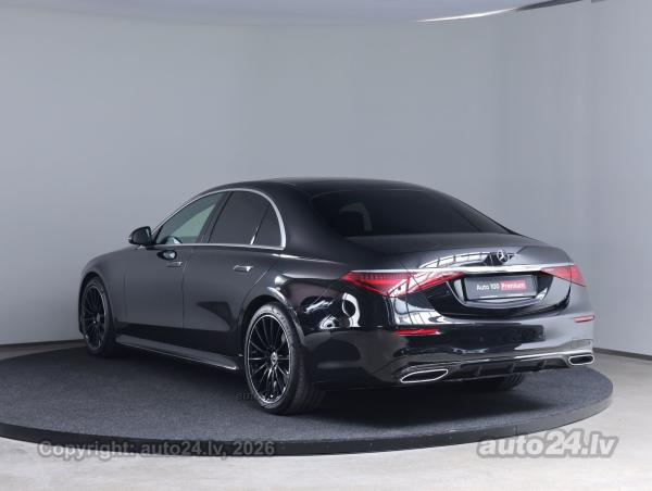 Black Mercedes-Benz S-Class 2023 in Tallinn, with an engine capacity of 2.93 L and mileage of 42 thousand km for 95000 €, photo 3 on AUTOMOTO.COM.LV