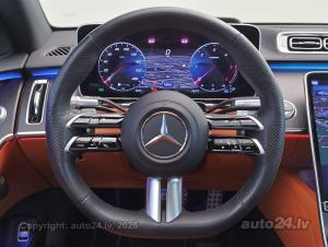 Black Mercedes-Benz S-Class 2023 in Tallinn, with an engine capacity of 2.93 L and mileage of 42 thousand km for 95000 €, photo 21 on AUTOMOTO.COM.LV