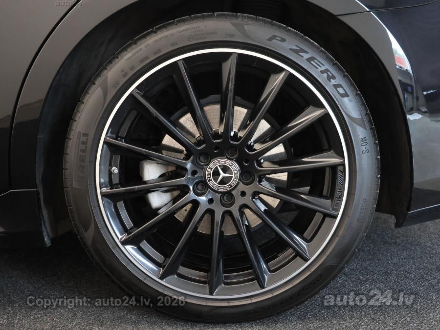 Black Mercedes-Benz S-Class 2023 in Tallinn, with an engine capacity of 2.93 L and mileage of 42 thousand km for 95000 €, photo 24 on AUTOMOTO.COM.LV