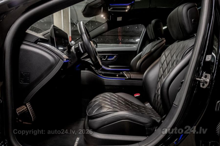 Black Mercedes-Benz S-Class 2023 in Tallinn, with an engine capacity of 2.90 L and mileage of 82 thousand km for 89990 €, photo 15 on AUTOMOTO.COM.LV