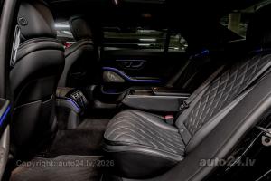Black Mercedes-Benz S-Class 2023 in Tallinn, with an engine capacity of 2.90 L and mileage of 82 thousand km for 89990 €, photo 23 on AUTOMOTO.COM.LV