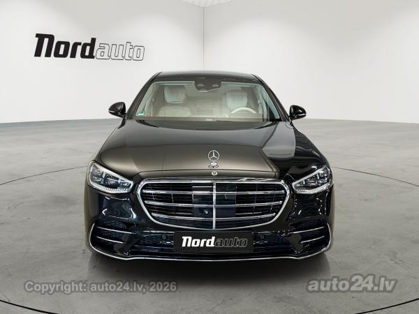 Melns Mercedes-Benz S-Class 2023 Tallina, ar dzinēja tilpumu 2.90 L un nobraukumu 26 tūkst. km par 95900 €, foto 8 vietnē AUTOMOTO.COM.LV
