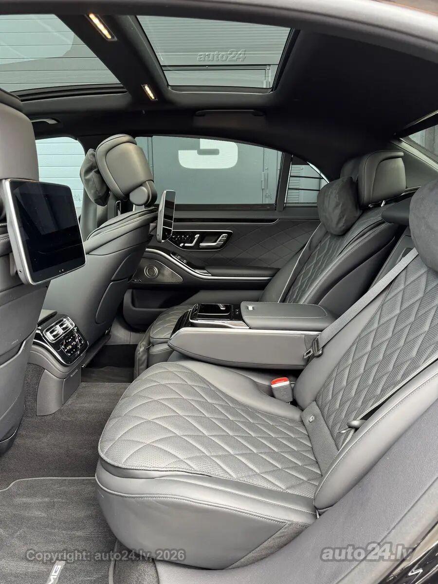 Melns Mercedes-Benz S-Class 2025 Tallina, ar dzinēja tilpumu 3.00 L un nobraukumu 30 tūkst. km par 119995 €, foto 13 vietnē AUTOMOTO.COM.LV