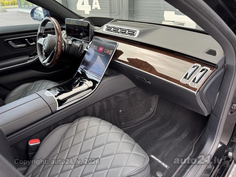 Melns Mercedes-Benz S-Class 2025 Tallina, ar dzinēja tilpumu 3.00 L un nobraukumu 30 tūkst. km par 119995 €, foto 16 vietnē AUTOMOTO.COM.LV