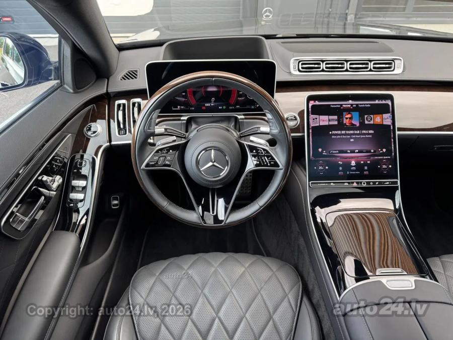 Melns Mercedes-Benz S-Class 2025 Tallina, ar dzinēja tilpumu 3.00 L un nobraukumu 30 tūkst. km par 119995 €, foto 20 vietnē AUTOMOTO.COM.LV