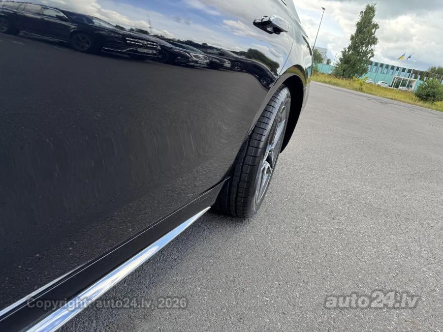 Melns Mercedes-Benz S-Class 2025 Tallina, ar dzinēja tilpumu 3.00 L un nobraukumu 30 tūkst. km par 119995 €, foto 29 vietnē AUTOMOTO.COM.LV