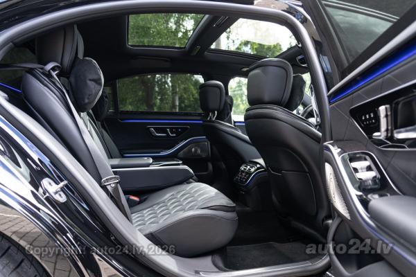 Black Mercedes-Benz S-Class 2025 in Tallinn, with an engine capacity of 3.00 L and mileage of 15 thousand km for 124900 €, photo 10 on AUTOMOTO.COM.LV