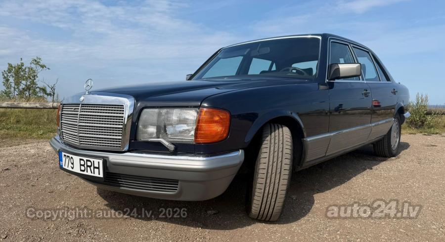 Blue Mercedes-Benz S-Class 1985 in Tallinn, with an engine capacity of 5.00 L and mileage of 189 thousand km for 14990 €, photo 1 on AUTOMOTO.COM.LV